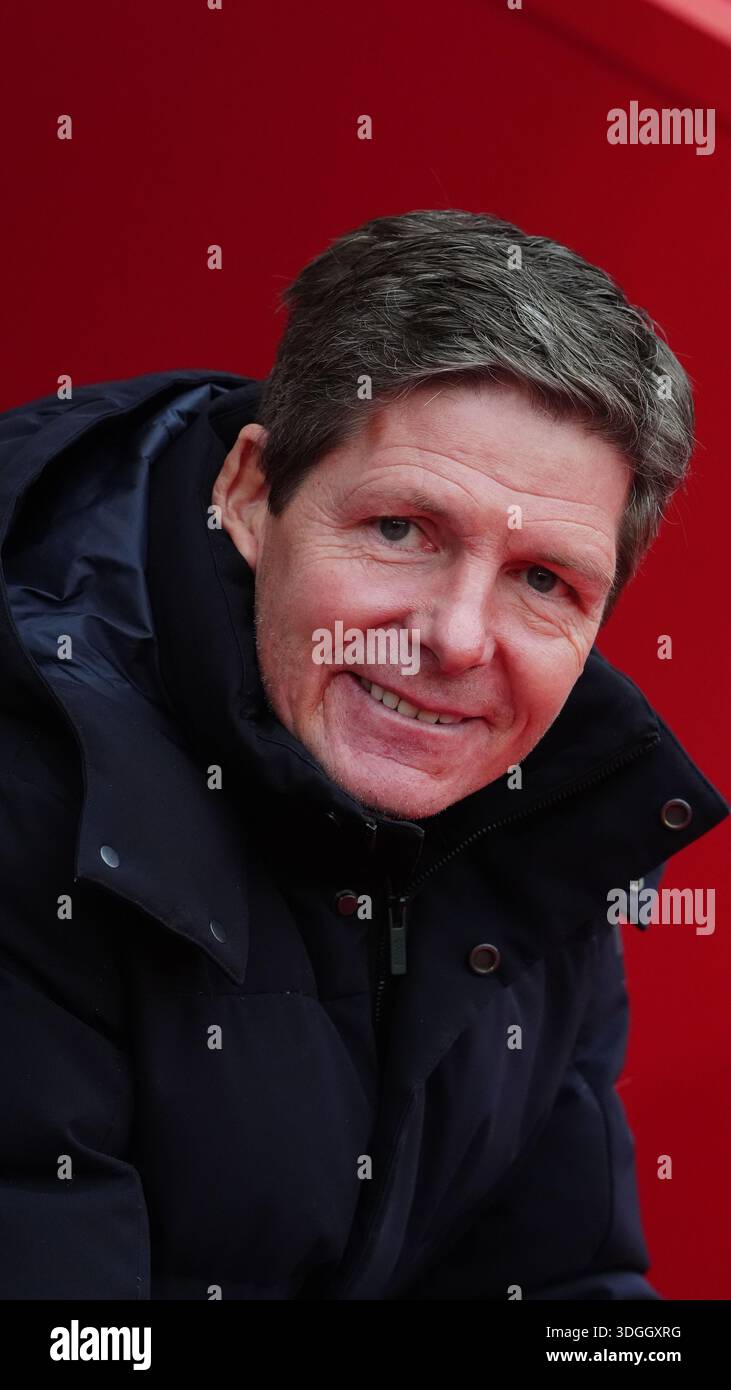 Crystal Palace manager Oliver Glasner in the dug out during the Premier ...