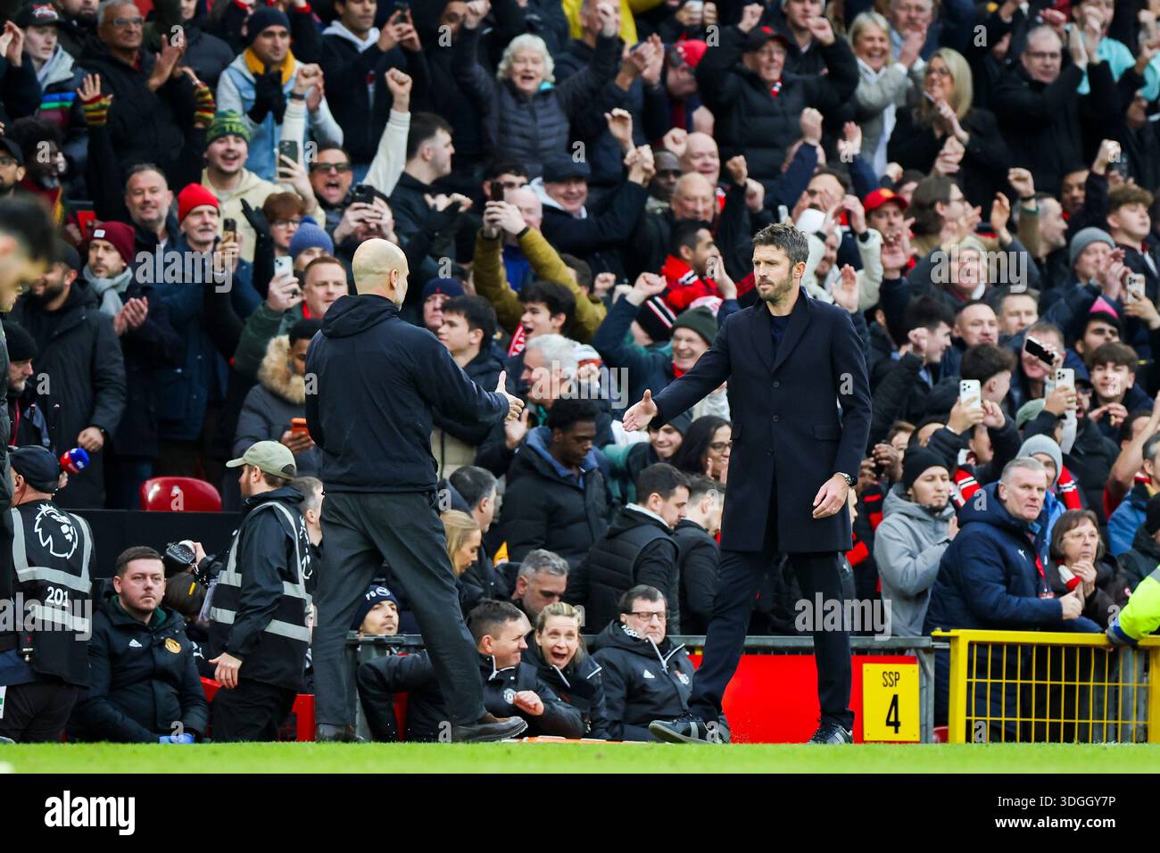 Manchester, UK. 17th Jan, 2026. Manchester United first team head coach ...