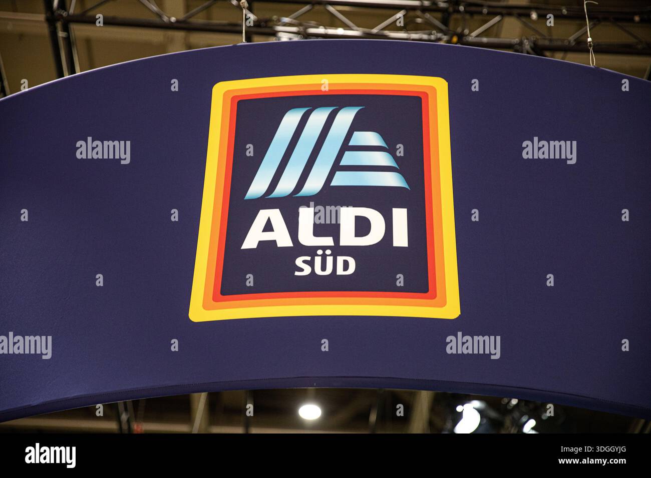 Berlin, Berlin, Germany. 17th Jan, 2026. Visitors explore exhibits at ...