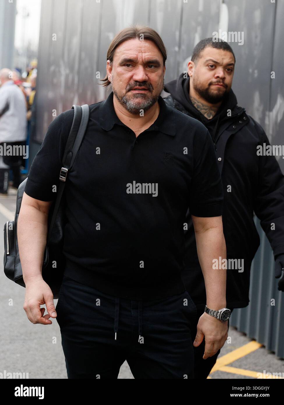Leeds United manager Daniel Farke (left) arrives ahead of the Premier ...