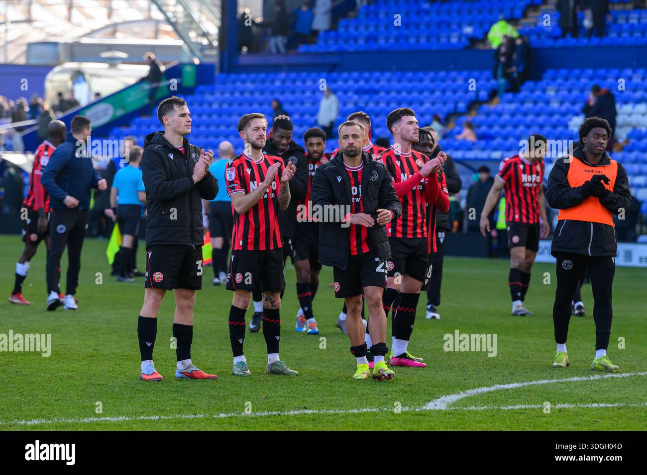 Walsall players thank their fans during the Sky Bet League 2 match ...