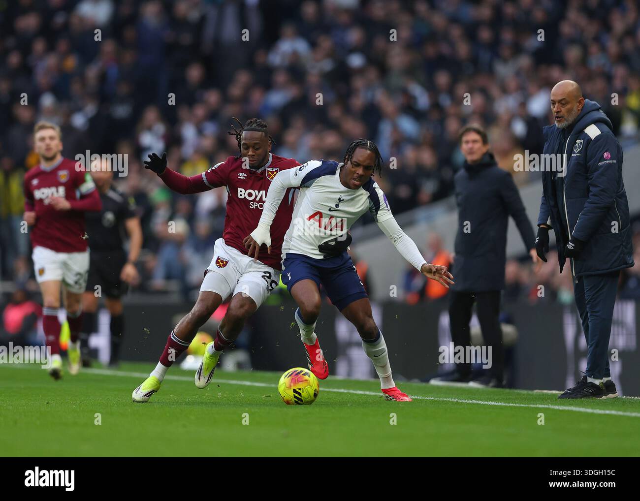 Tottenham Hotspur Stadium London Uk 17th Jan 2026 Premier League