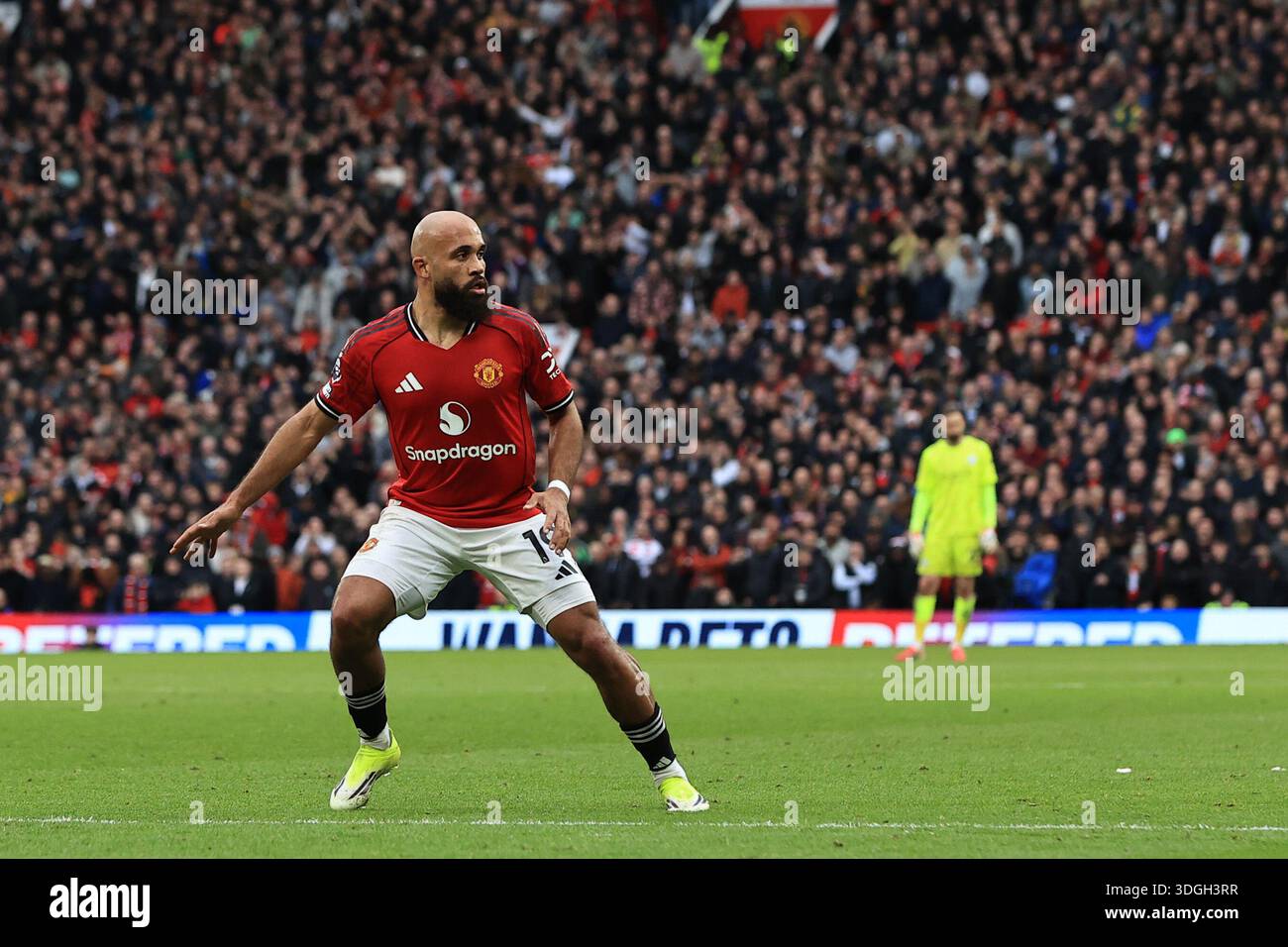 Old Trafford, Manchester, UK. 17th Jan, 2026. Premier League Football ...