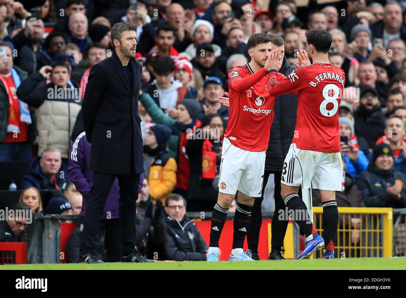 Old Trafford, Manchester, UK. 17th Jan, 2026. Premier League Football ...