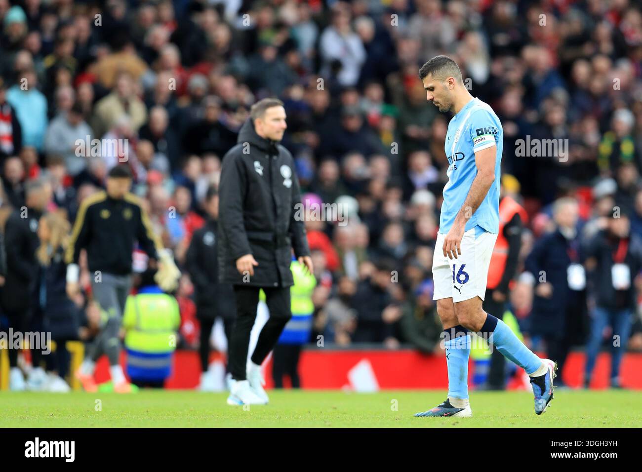Old Trafford, Manchester, UK. 17th Jan, 2026. Premier League Football ...