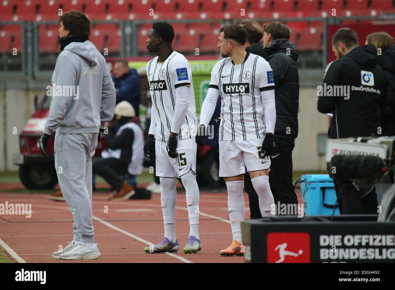 2. Bundesliga [Bundesliga] [second division]: 1.FC Nürnberg - SV ...