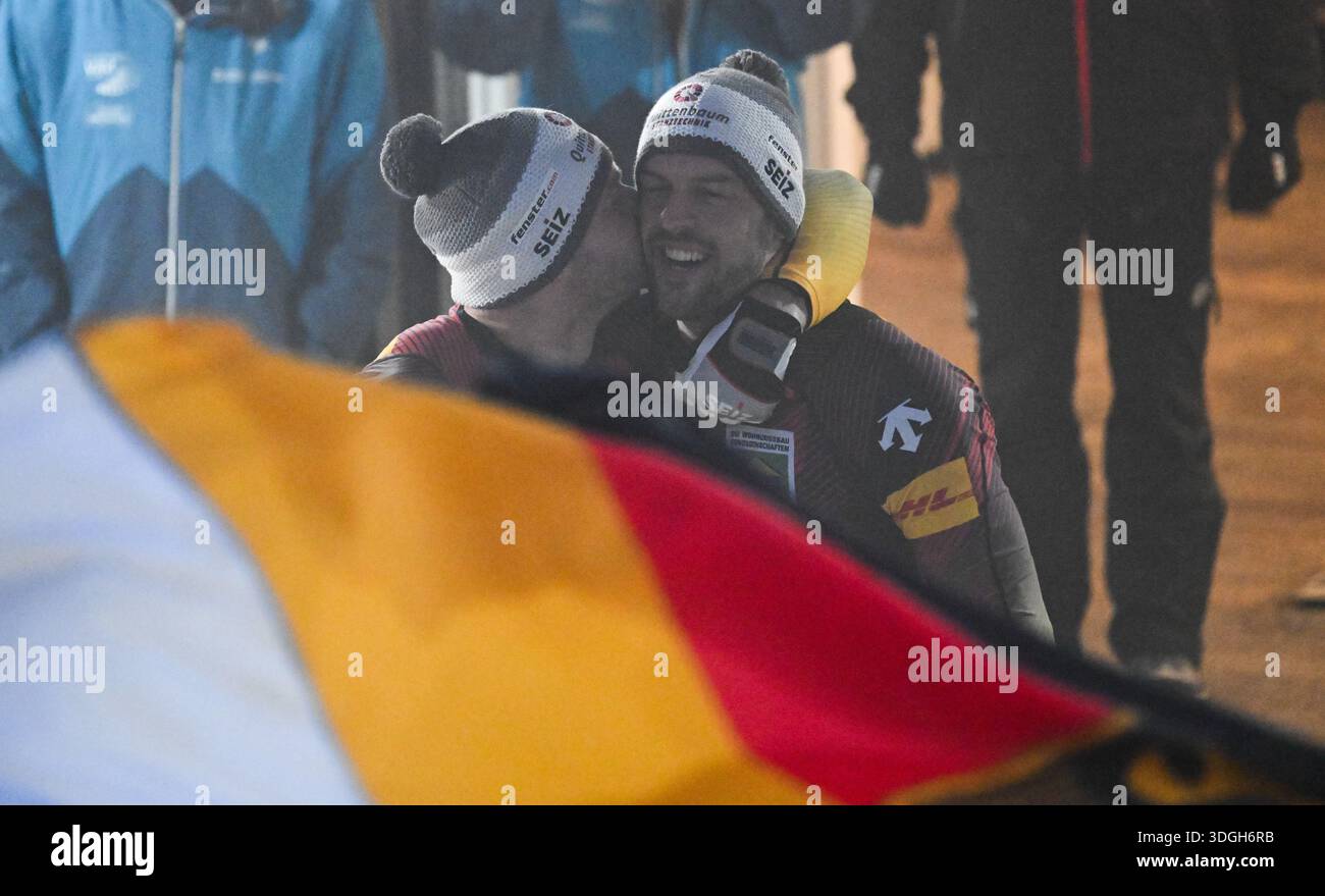 Altenberg, Germany. 17th Jan, 2026. Bobsleigh: World Cup, two-man ...