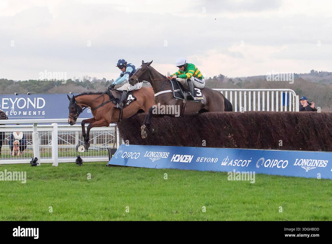 Ascot, Berkshire, UK. 17th January, 2026. Horse JONBON (No 3) ridden by ...