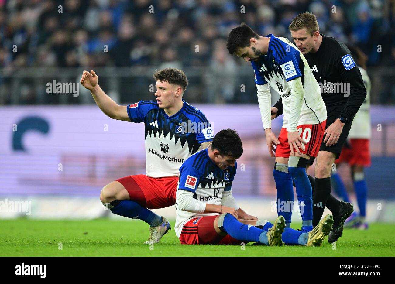 from left to right: Nicolai Remberg, Nicolas Capaldo, Fabio Vieira (HSV ...