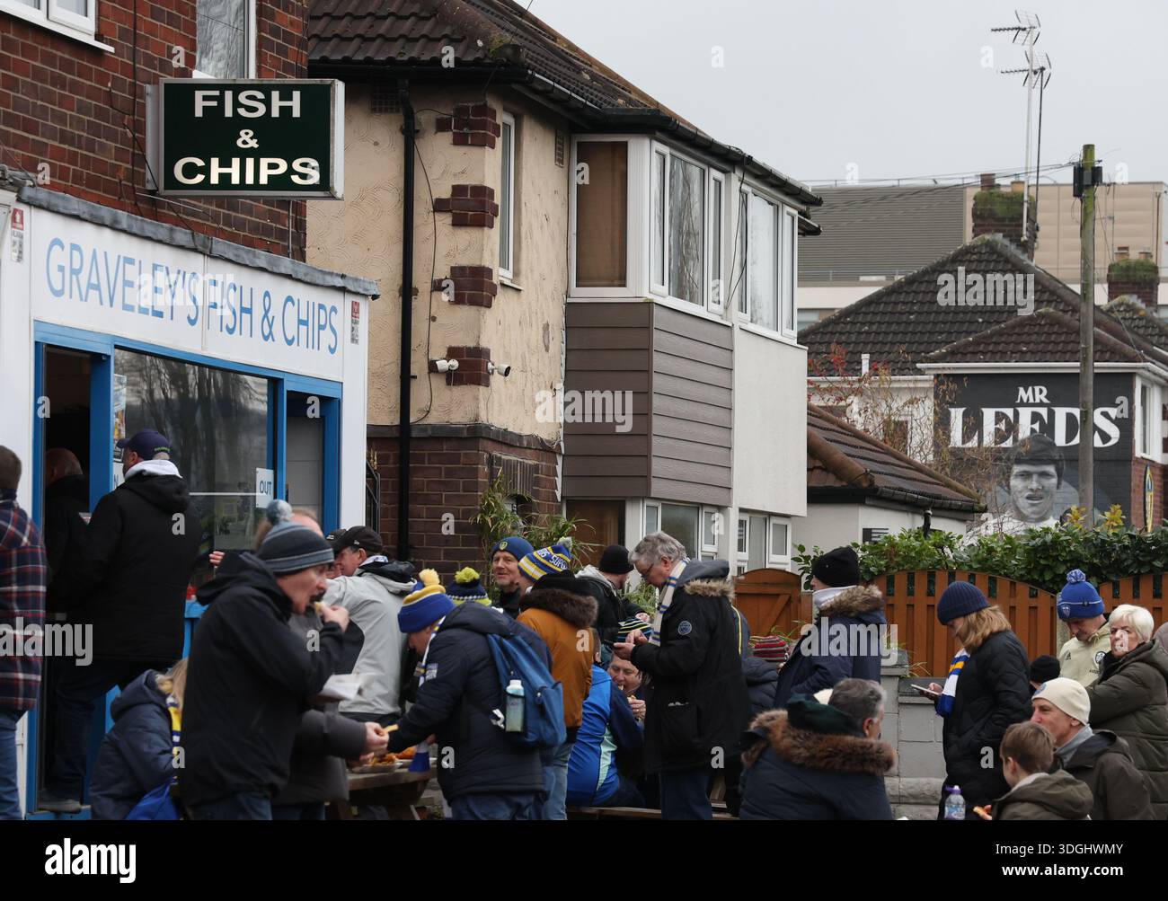 Leeds, UK. 17th Jan, 2026. Fans arrive ahead of the Leeds United vs ...
