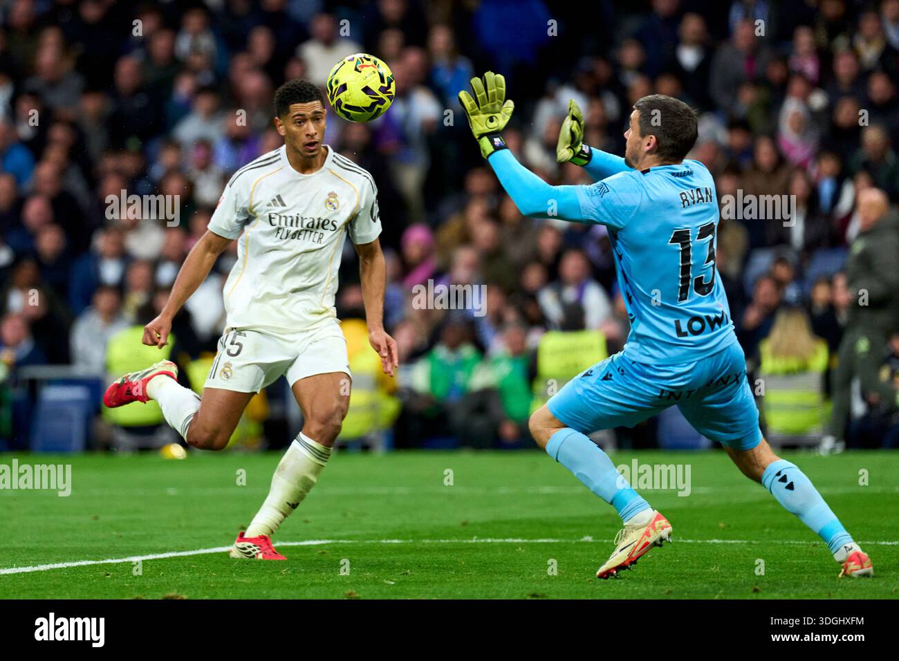 Madrid, Spain. 17th Jan, 2026. Mathew Ryan of Levante UD battles for ...