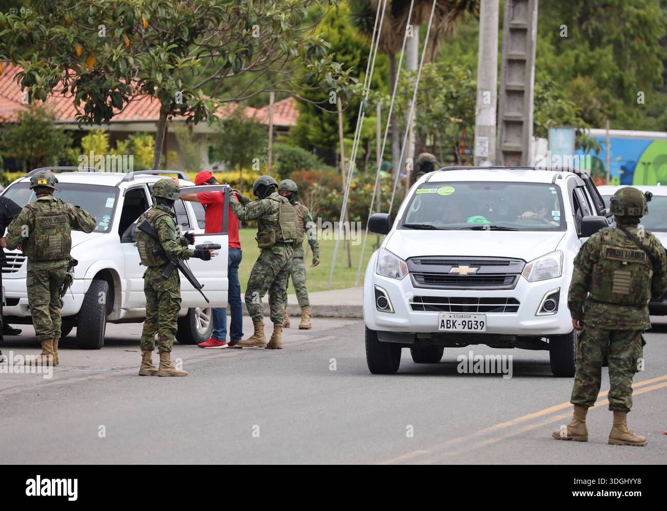 Acceso militar hi-res stock photography and images - Alamy