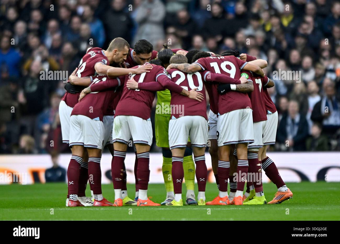 London, UK. 17th Jan, 2026. London UK 17th January 2026. The West Ham ...