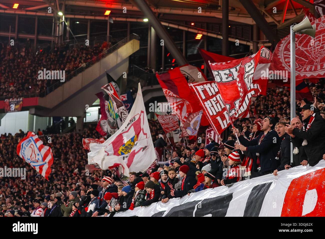 Fan curve RB Leipzig, Leipzig fans [supporters], banners, flags, RB ...
