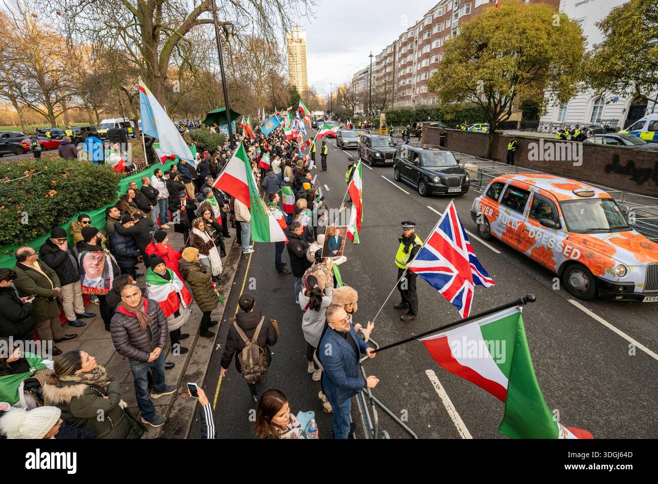 London, UK. 17 January 2026. Protesters outside the Iranian Embassy on ...