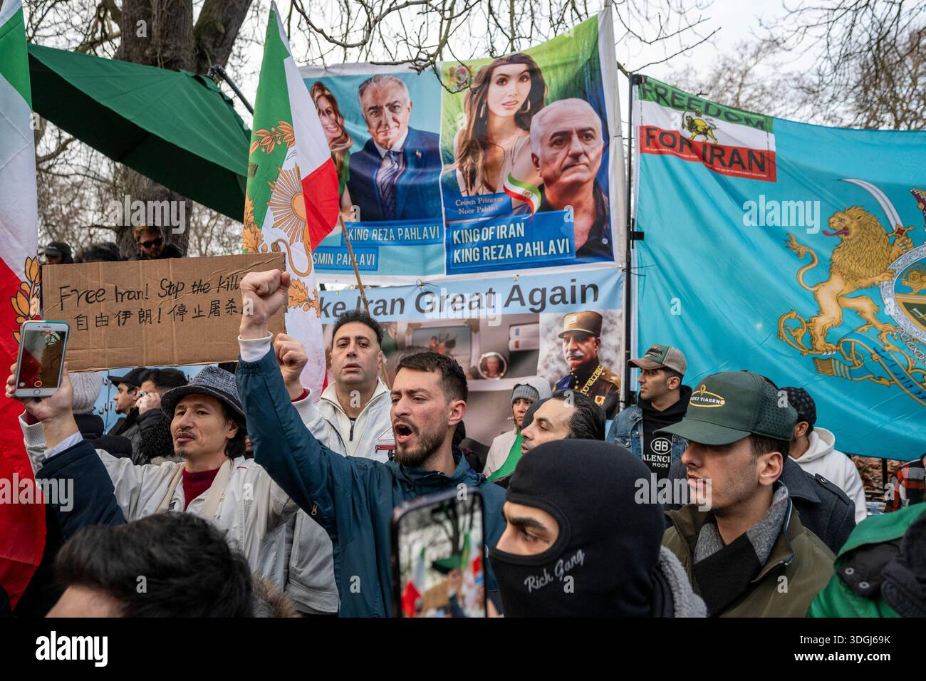 London, UK. 17 January 2026. Protesters outside the Iranian Embassy on ...