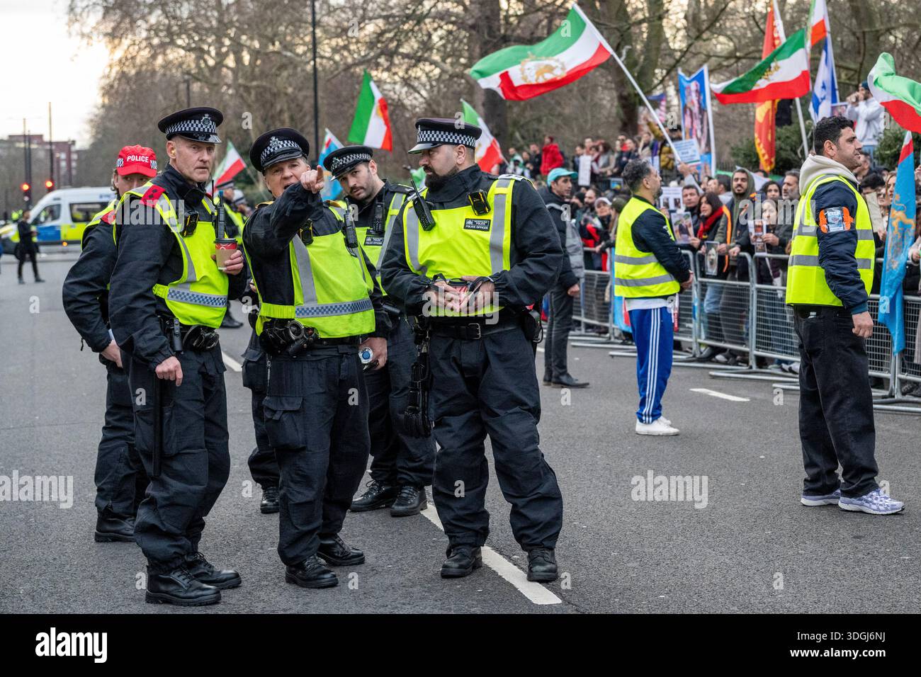London, UK. 17 January 2026. Police next to protesters outside the ...