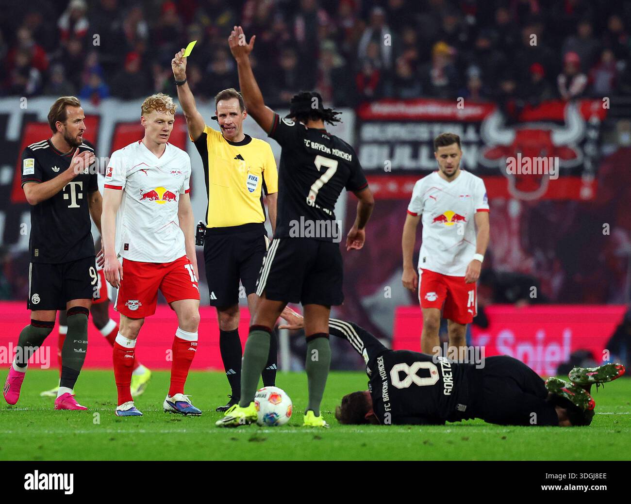Leipzig, Germany. 17th Jan, 2026. Soccer: Bundesliga, RB Leipzig ...