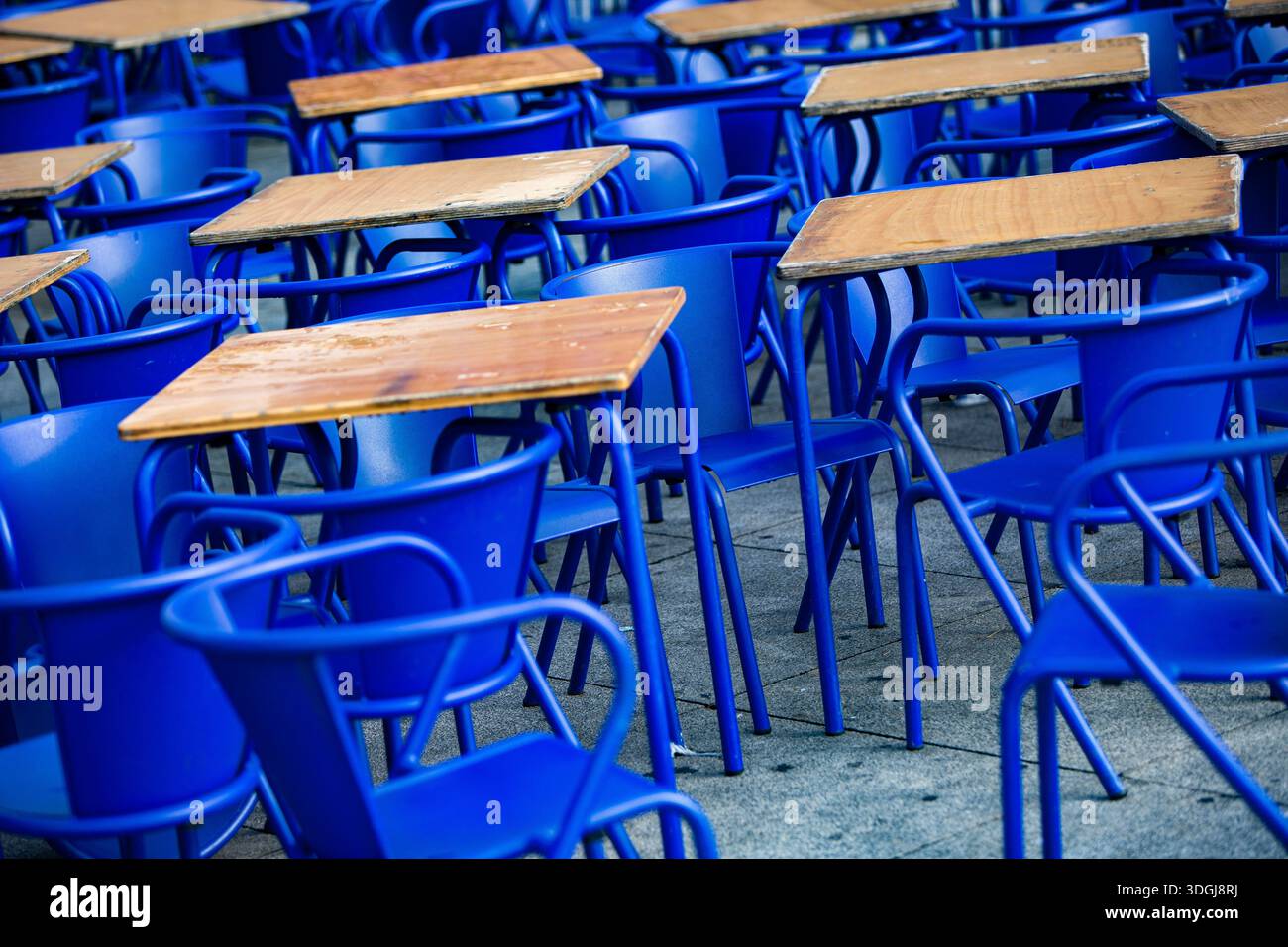 Empty classroom protest meeting hi-res stock photography and images - Alamy