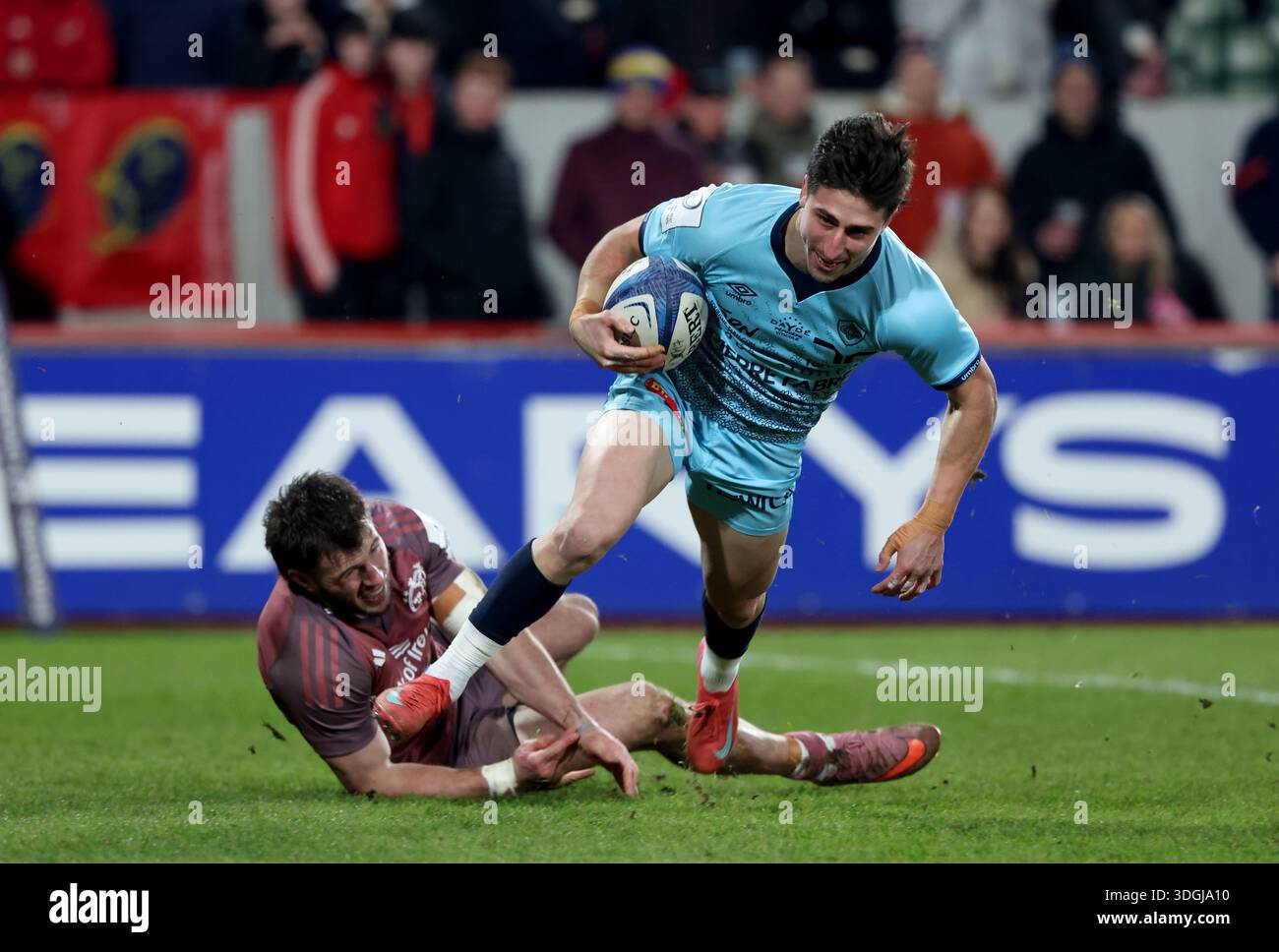 Castres' Santiago Arata (right) runs in to score a try, but it is ruled ...