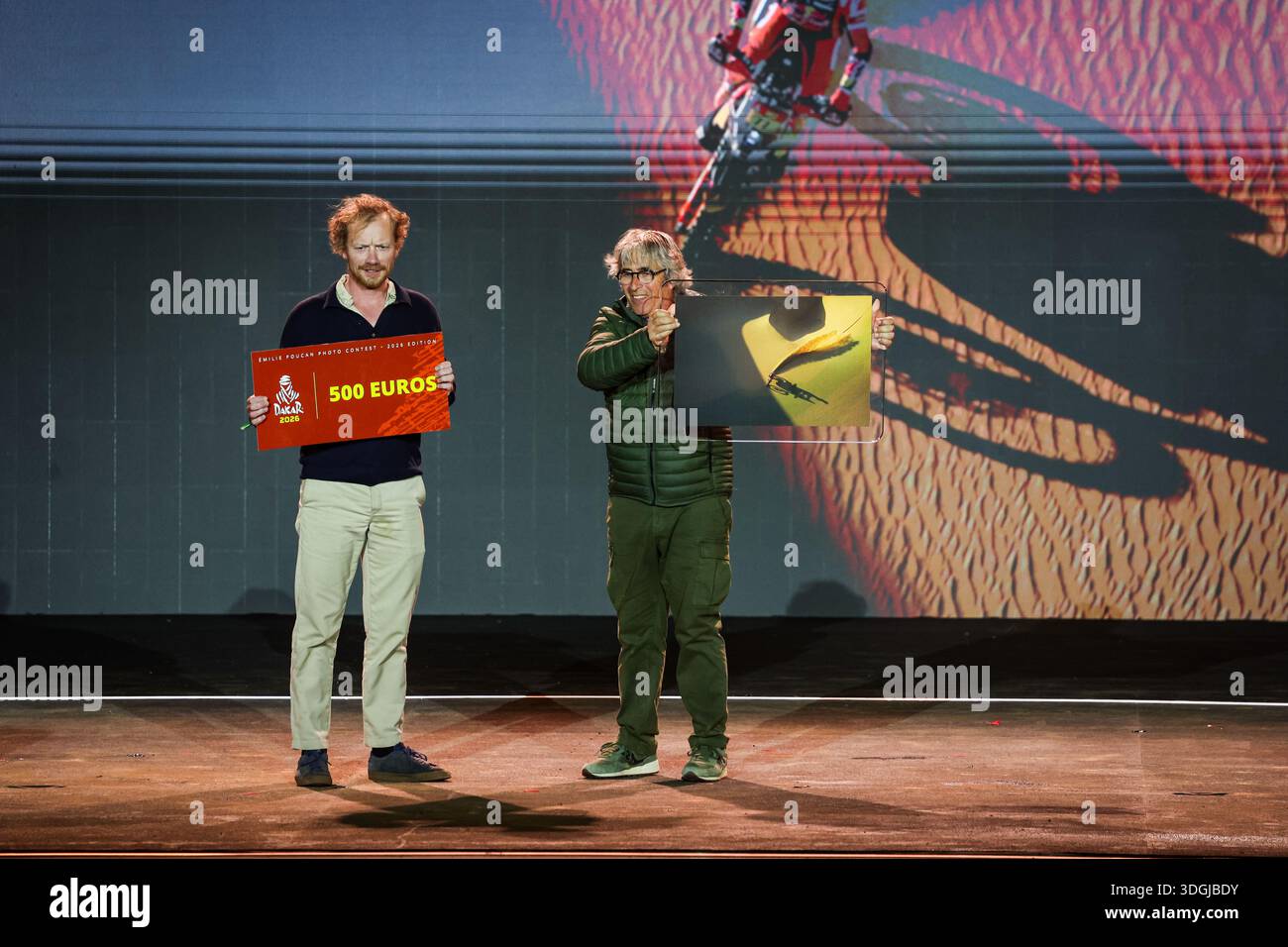 Thibault Camus receiving the price of the Emilie Poucan contest by Eric ...