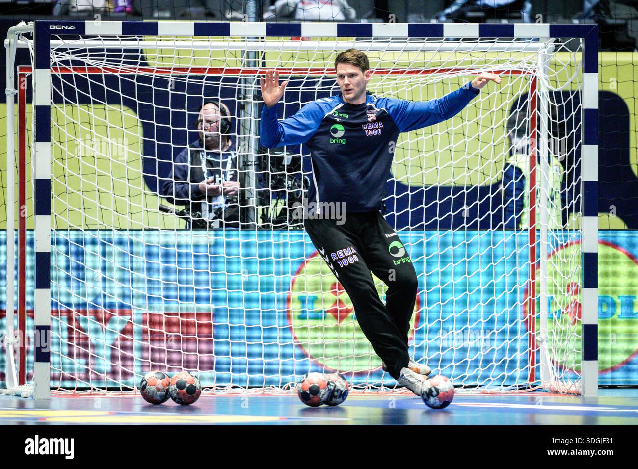 Bærum 20260117. Torbjørn Bergerud during the warm-up before the ...