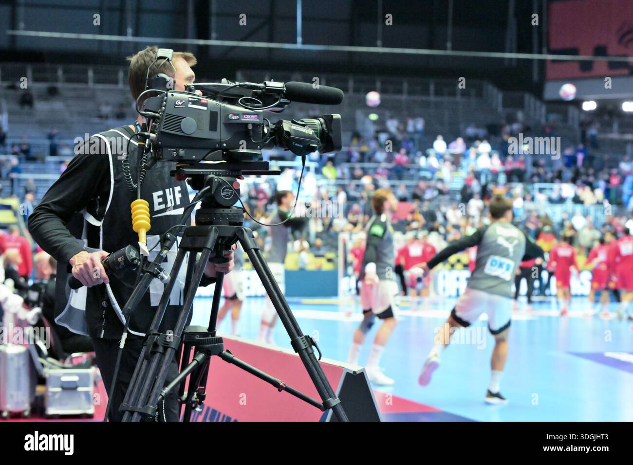 Herning, Denmark. 17th Jan, 2026. Handball: European Championship ...