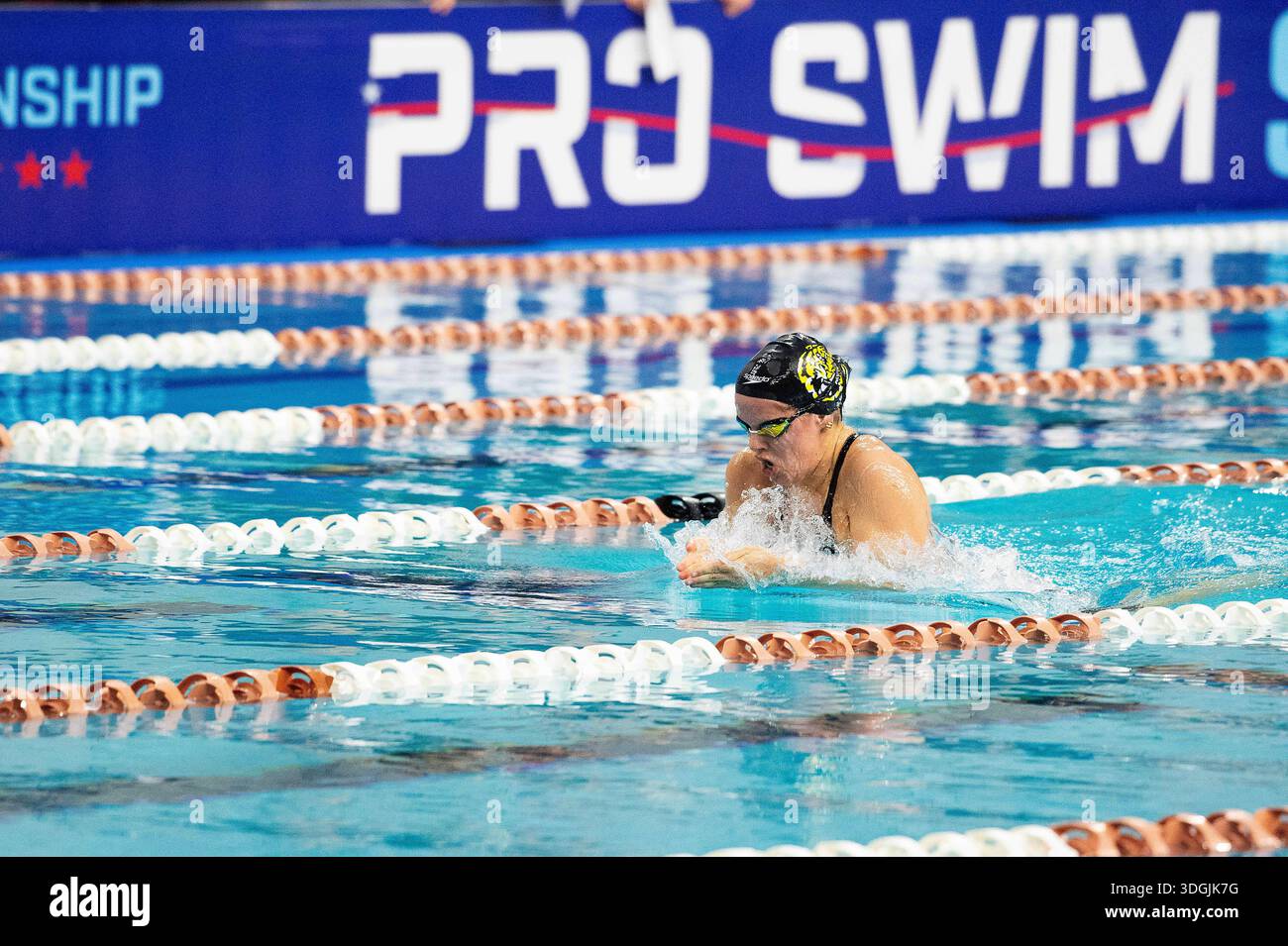 January 17, 2026: Grace Palmer competing in the womenÃ s 200 LC Meter ...