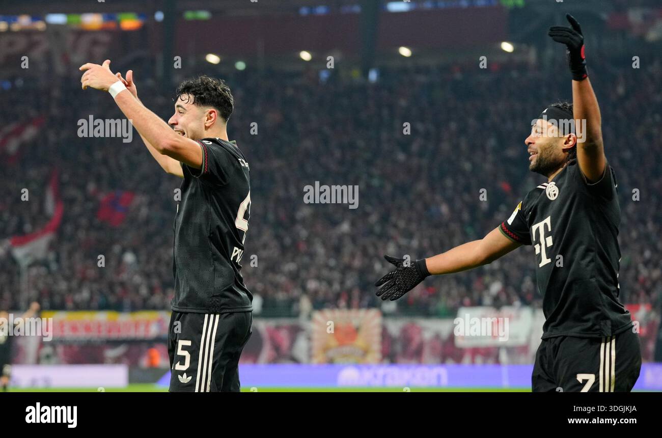 1:4 Goal, celebration, from left to right: goal scorer Aleksandar ...