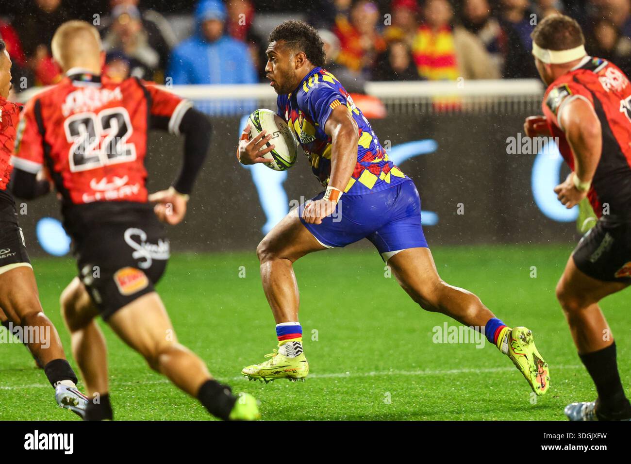 Alivereti DUGUIVALU of Perpignan scores the last try during the EPCR ...