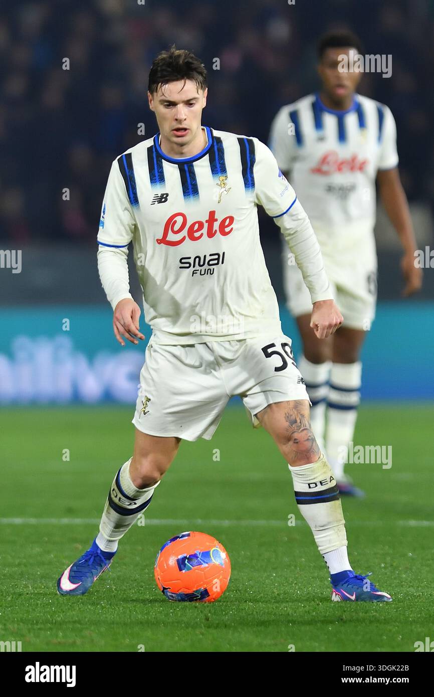 Pisa, Italy. 16th Jan, 2026. Nicola Zalewski (Atalanta) during Pisa SC ...