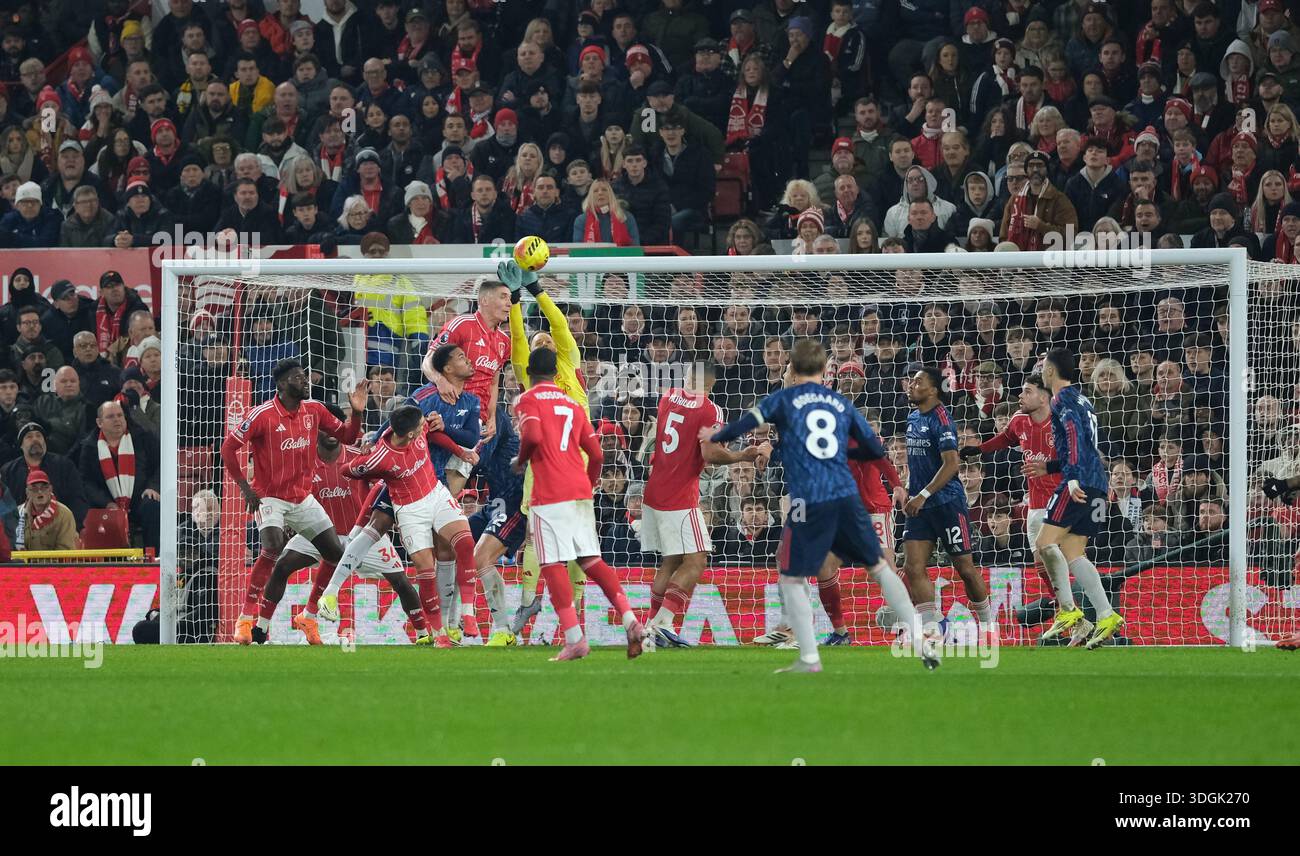 Nottingham, UK. 17th Jan, 2026. Matz Sels of Nottingham Forest makes ...