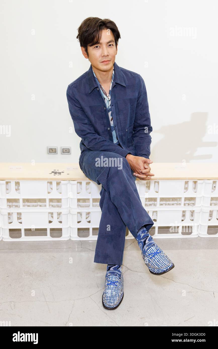 Milan, Italien. 17th Jan, 2026. Wallace Chung attends PAUL SMITH ...