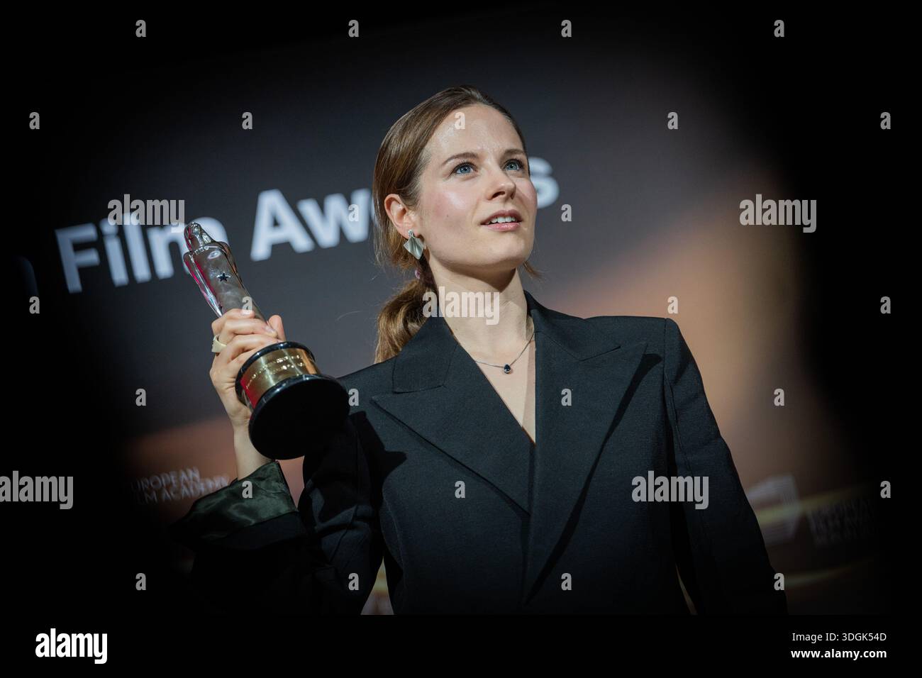 Berlin, Germany. 17th Jan, 2026. Hania Rani is honored in the category ...