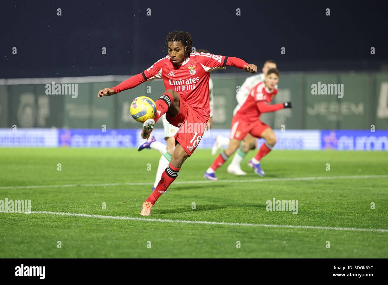 Vila Do Conde, Porto, Portugal. 17th Jan, 2026. Leandro Barreiro of SL ...