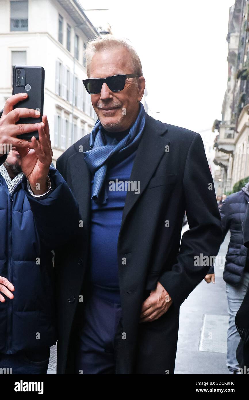 Milan, Italy. 17th Jan, 2026. Kevin Costner (actor) arrives at the ...