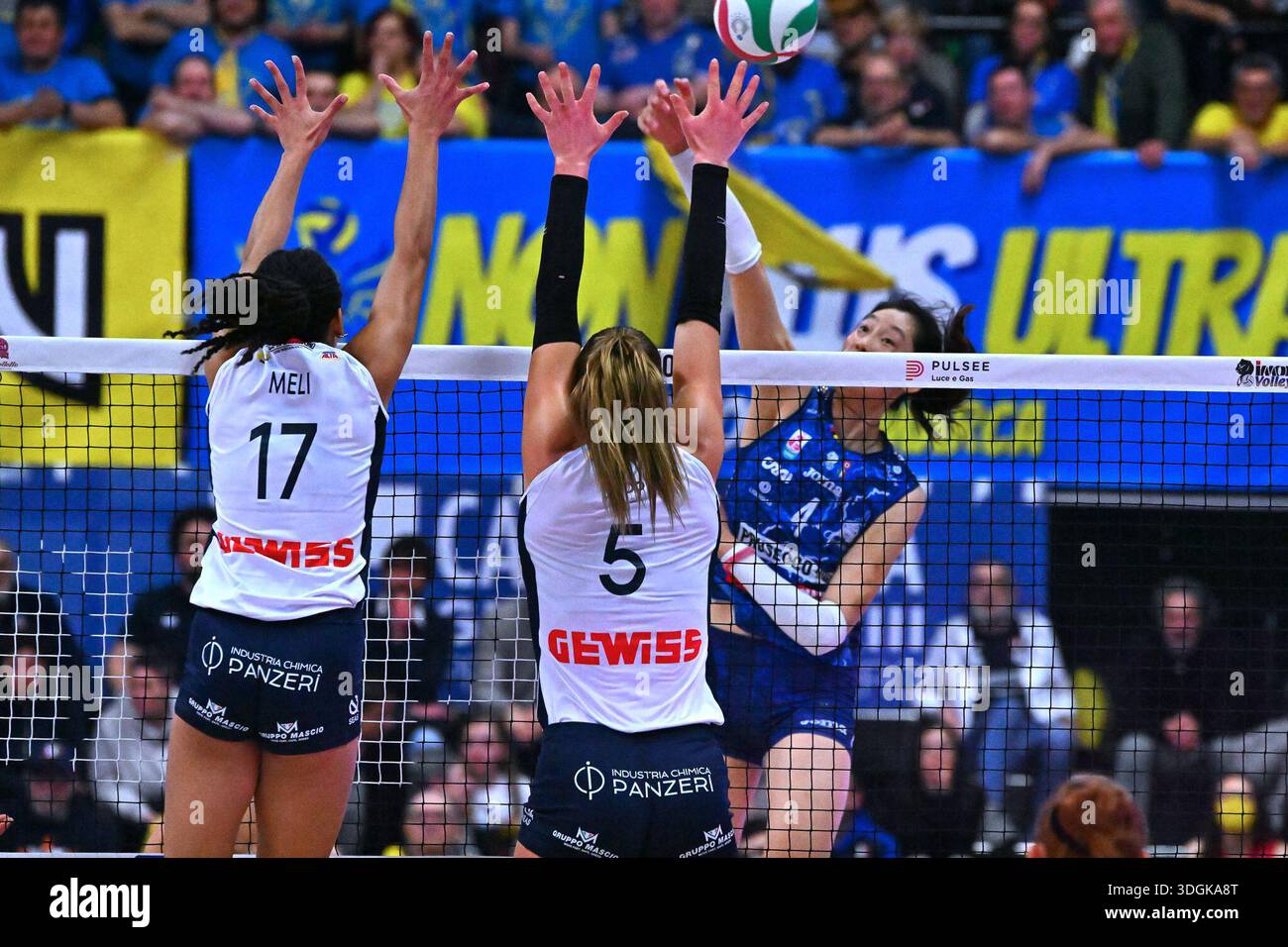 Treviso, Italy. 17th Jan, 2026. Ting Zhu ( Prosecco DOC Imoco ...