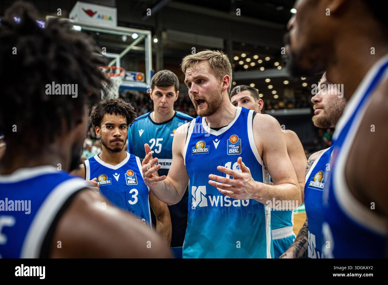 Till Pape (Skyliners Frankfurt), Garai Zeeb (Skyliners Frankfurt ...