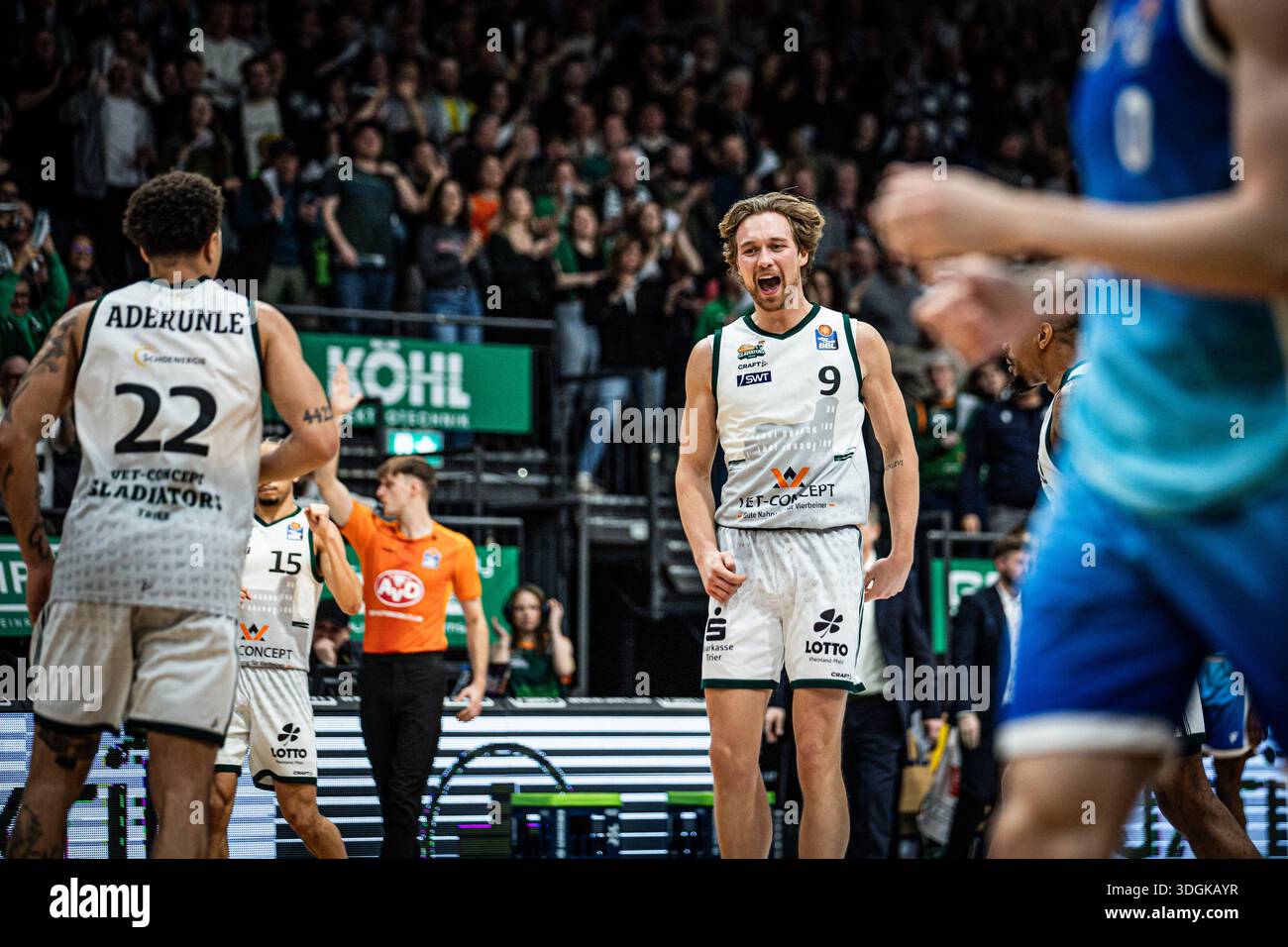 Marco Hollersbacher (Gladiators Trier) jubelt, Vet Concept Gladiators ...