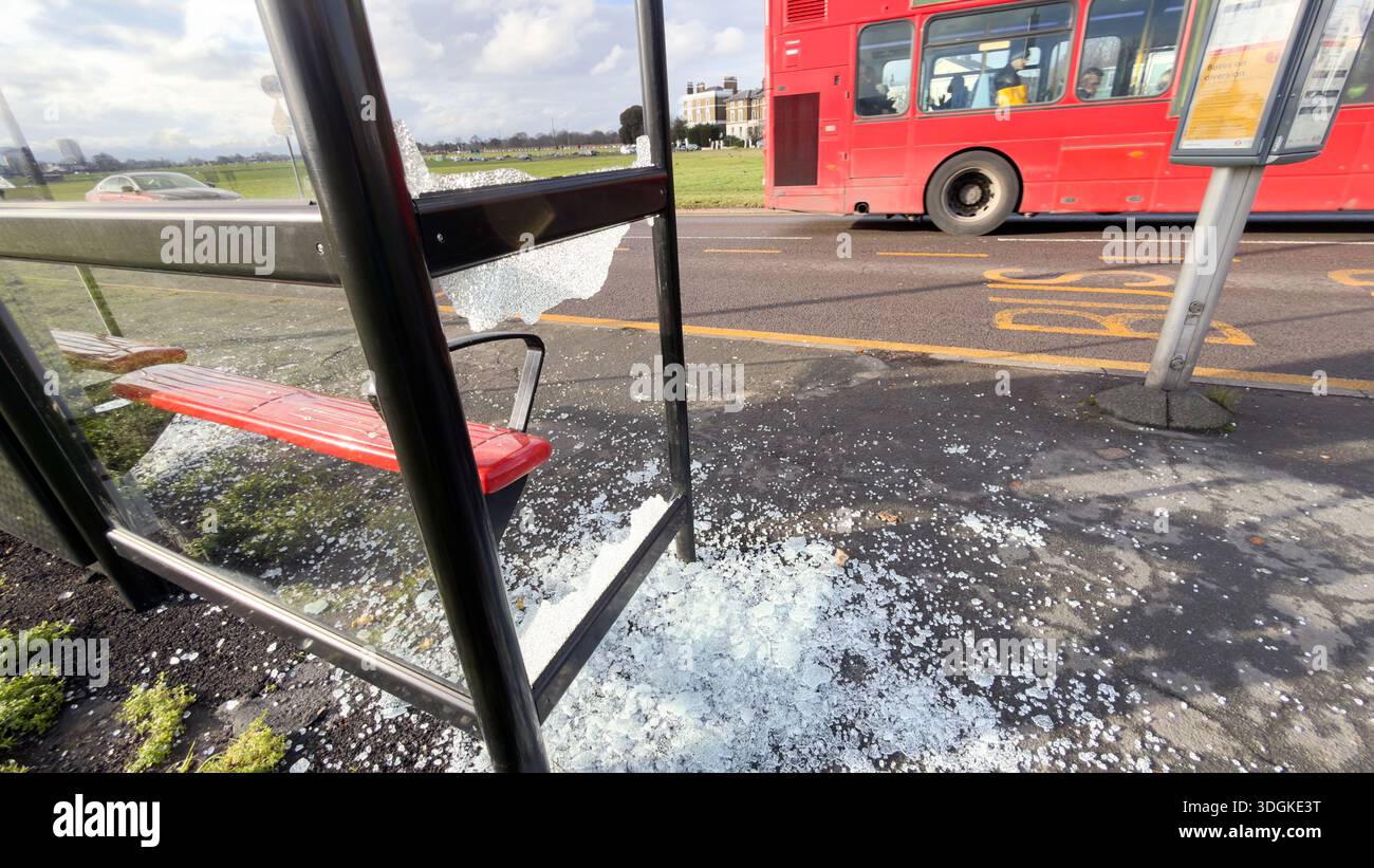 Tfl property vandalism january 2026 hi-res stock photography and images ...