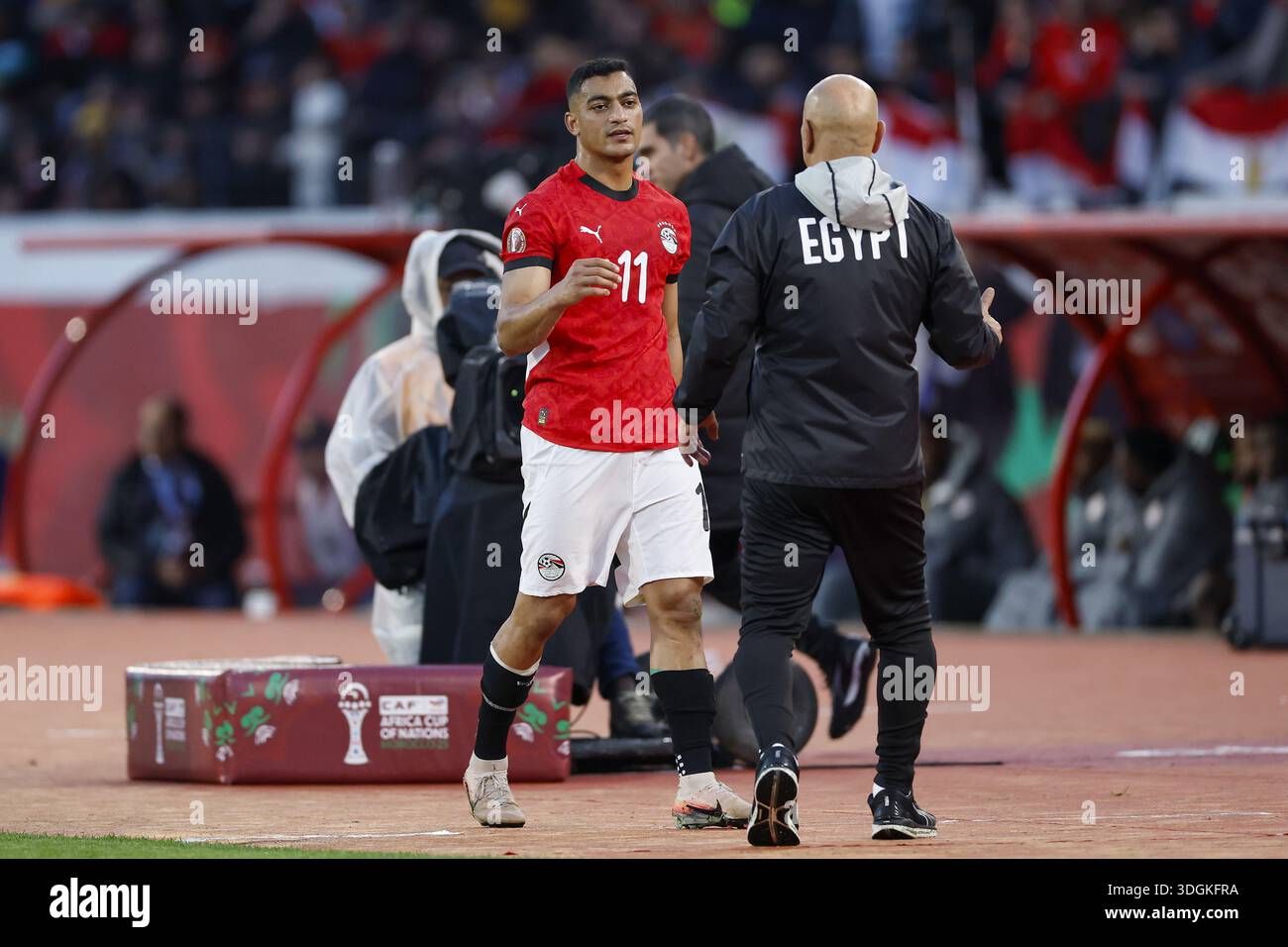 CASABLANCA - (l-r) Mostafa Mohamed of Egypt, Egypt coach Hossam Hassan ...