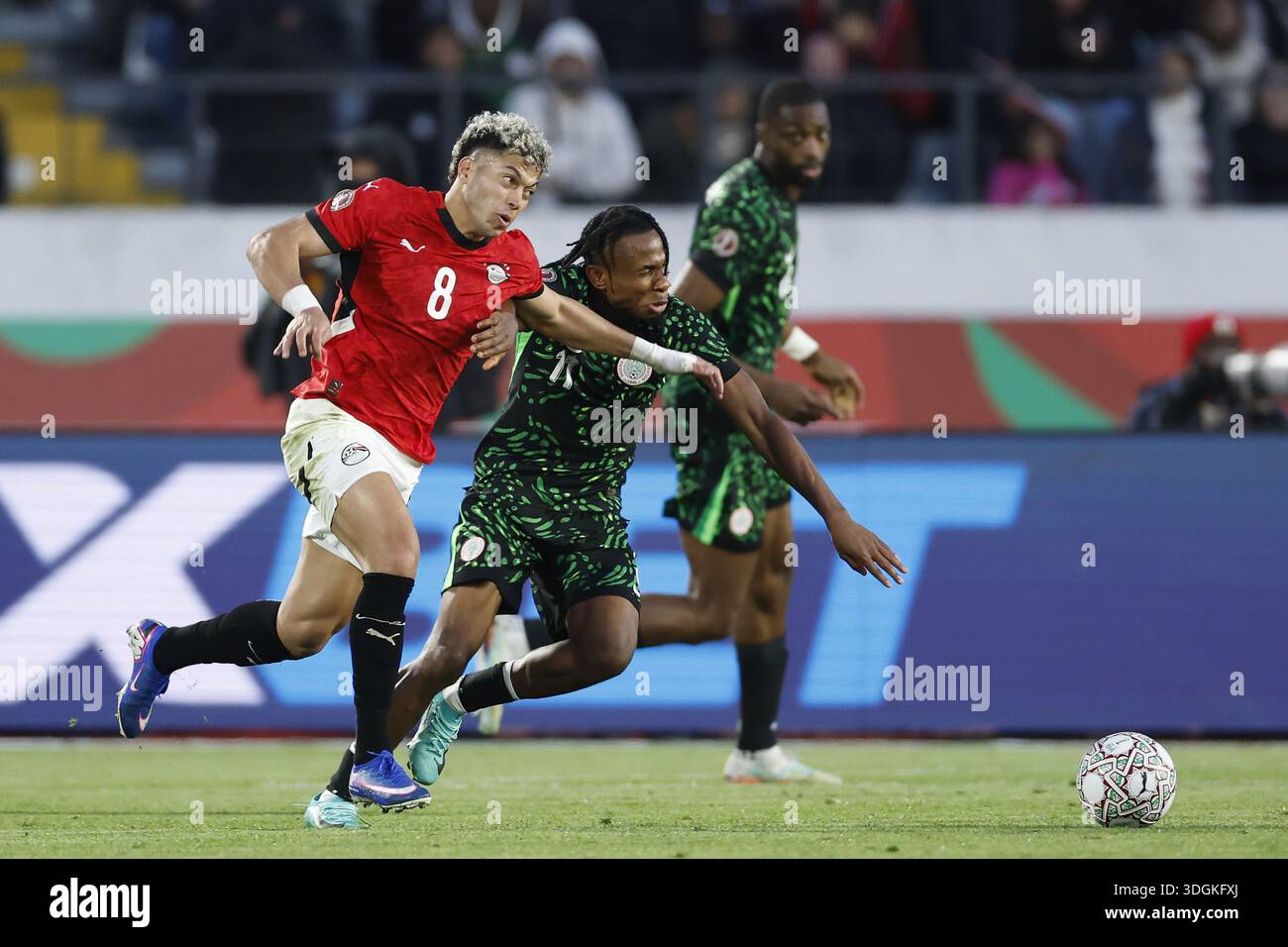 CASABLANCA - (l-r) Emam Ashour of Egypt, Samuel Chukwueze of Nigeria ...
