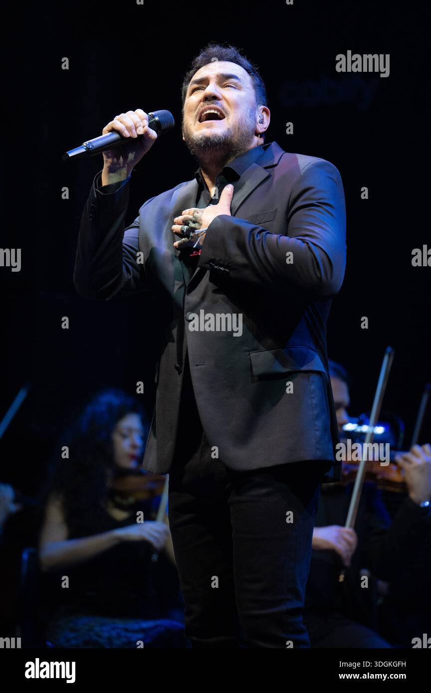The singer Ismael Serrano performs during her performance festival ...
