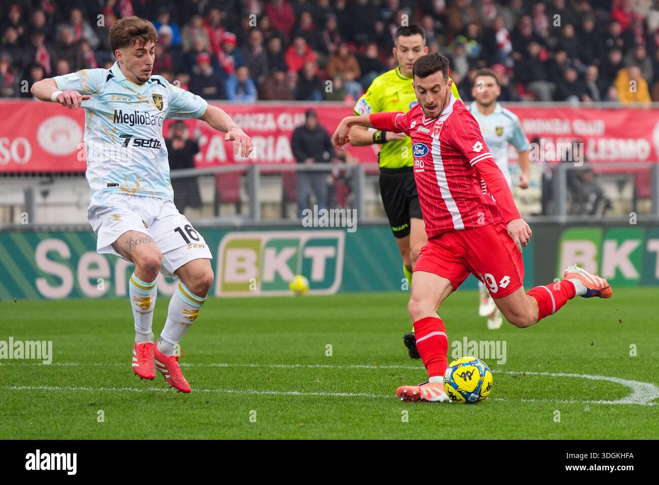 Monza, Italy. 17/01/26. Samuele Birindelli, during AC Monza against ...