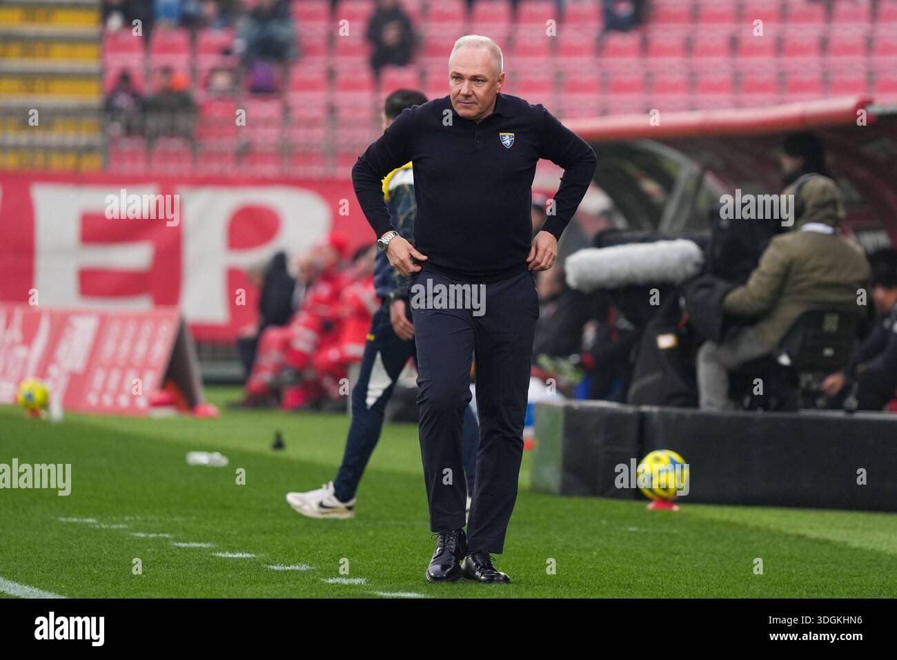 Monza, Italy. 17/01/26. Massimiliano Alvini, head coach of Frosinone ...