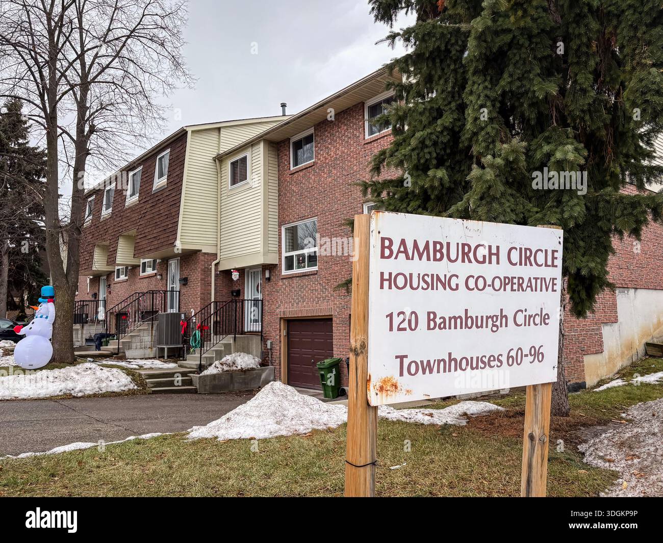 Resident managed housing hi-res stock photography and images - Alamy