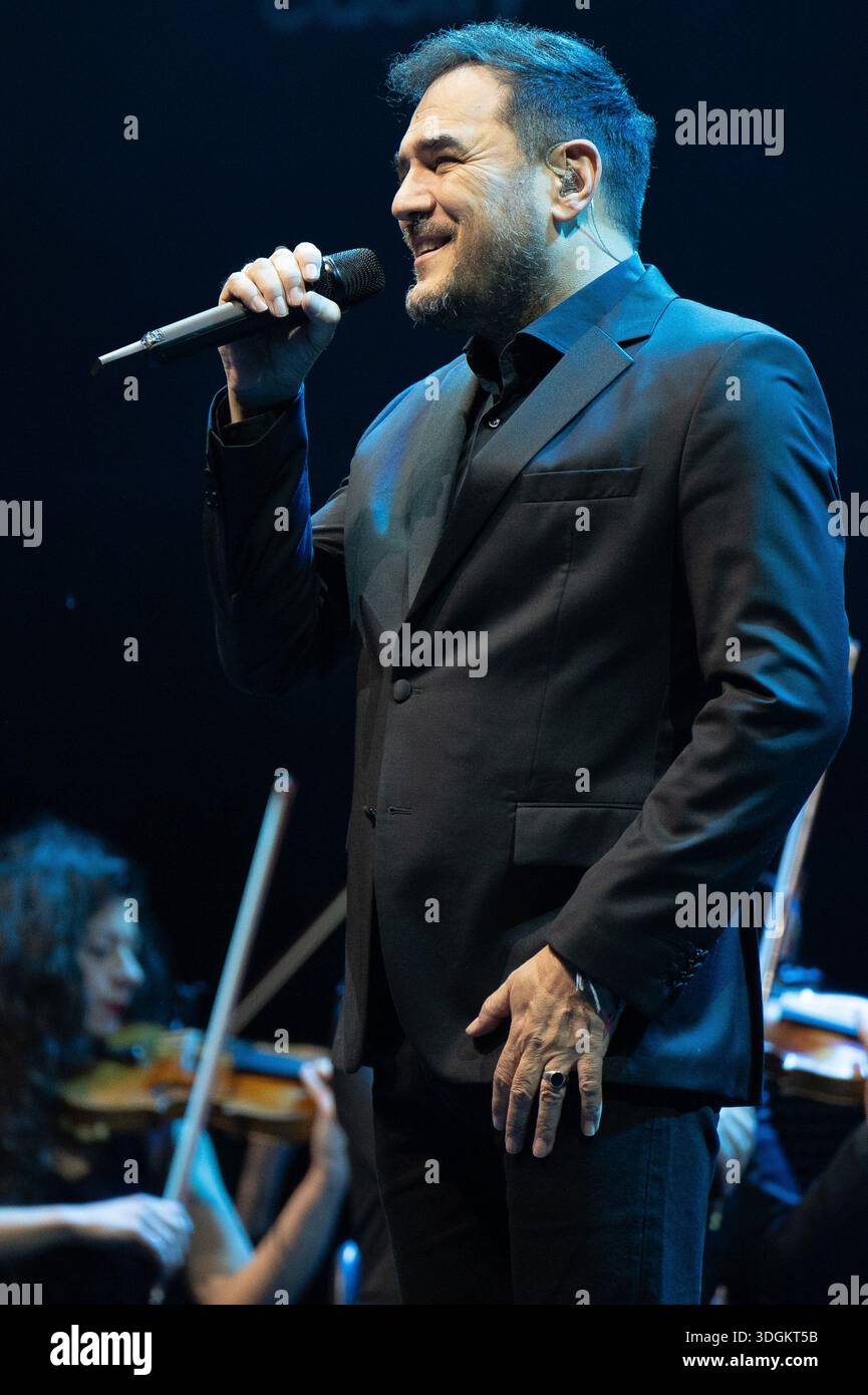 The singer Ismael Serrano performs during her performance festival ...
