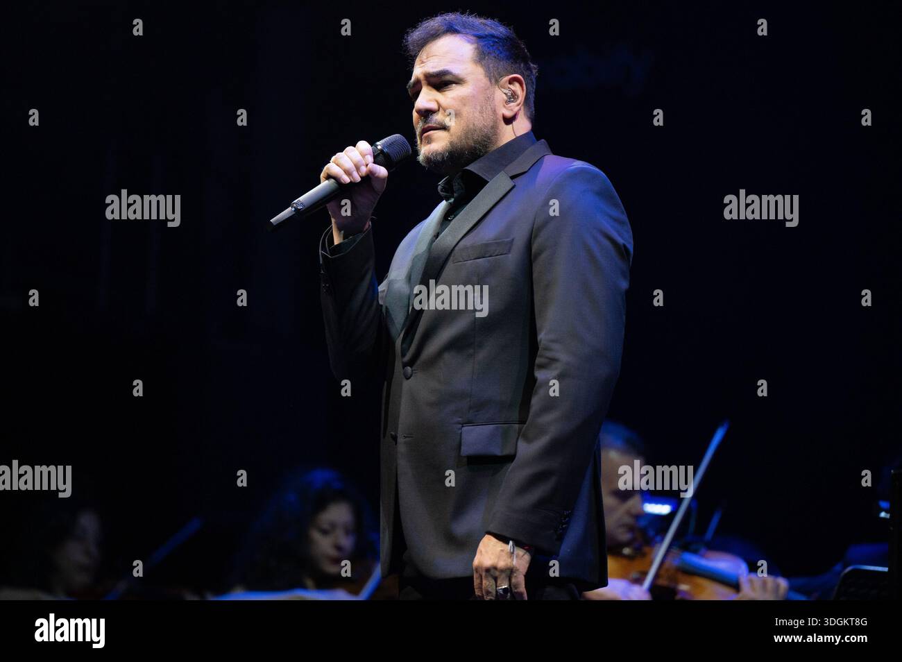 The singer Ismael Serrano performs during her performance festival ...