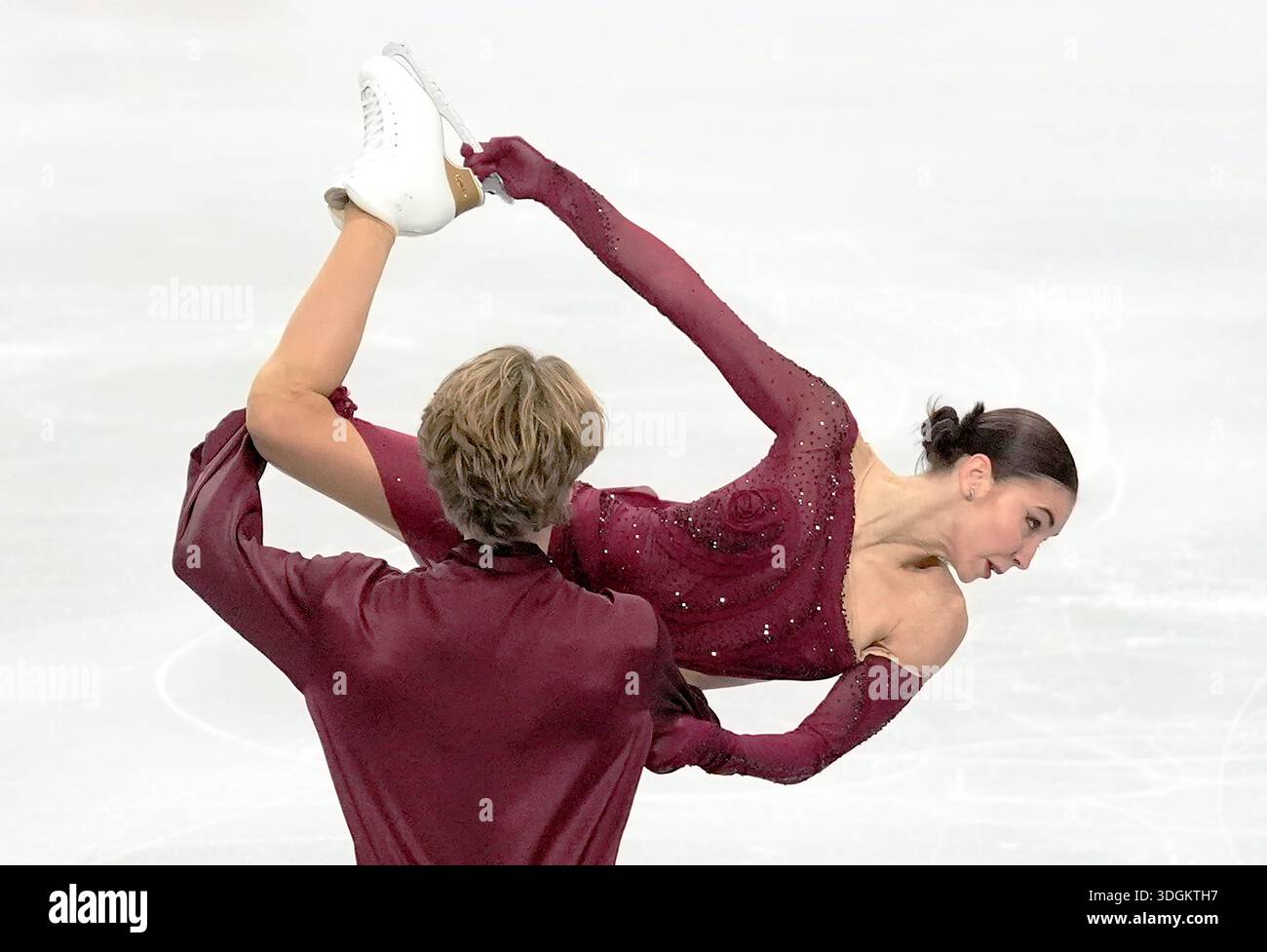 Georgia’s Diana Davis and Gleb Smolkin compete in the Ice Dance Free ...