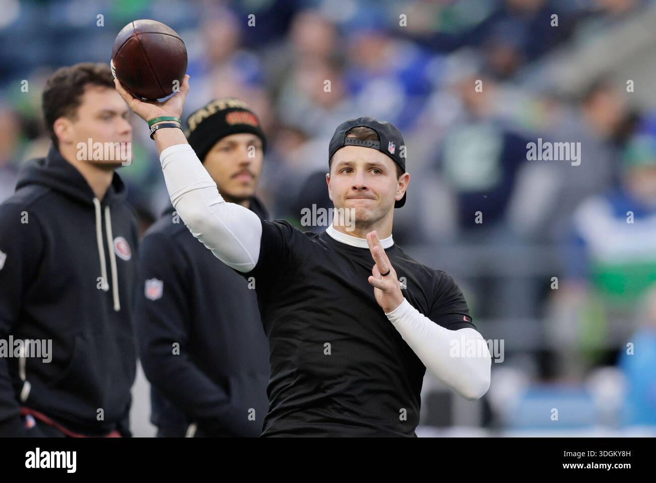 San Francisco 49ers quarterback Brock Purdy warms up before an NFL ...